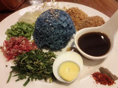 ลิ้มลองอาหารตำหรับชาววังยะหริ่ง @Yaring Cuisine เชียงใหม่